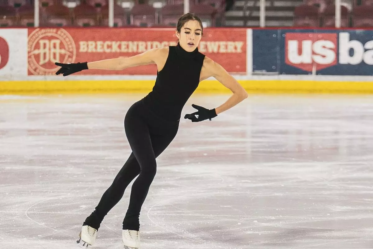 5 Πράγματα πασσάλων που ο Skater Figure γίνεται για τη νίκη