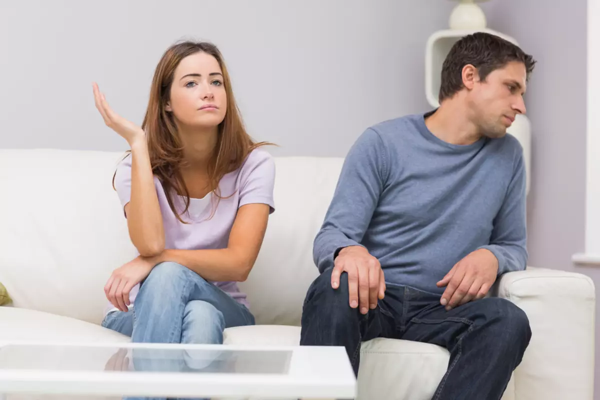 When a woman performs these 4 acts, a man always wants to divorce