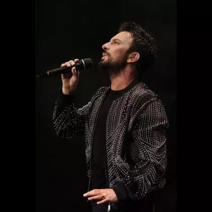 Turkish handsome Tarkan from the 90s. How it looks today, why threw the scene and who his wife 1479_3