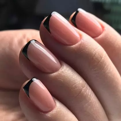 6 ideas de manicura en tonos desnudos para aquellos que prefieren la naturalidad 17366_4