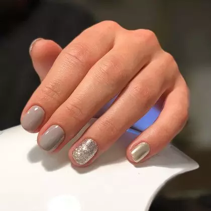 7 idéias lindos de manicure para quem tem unhas curtas 17566_5