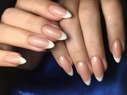 Manicure yang wakil-wakil seks yang kuat dipanggil yang paling seksi 17816_3