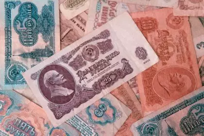 Kwakuyini iholo e-USSR, uma silihumusha kuma-ruble anamuhla 1967_2