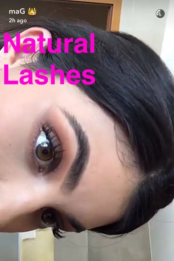 Kylie Jenner mostrou como e que causa a maquillaxe cotiá 19915_30