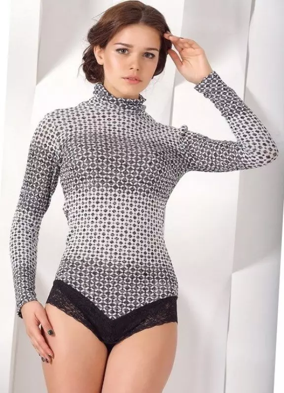 Body turtleneck - بۇ مۇسابىقە پەسلىدە كىيىم-كېچەكنىڭ مودا ئېلېمېنتى: كۆڭۈلدىكىدەك رەسىم قۇرۇشنىڭ 10 مەخپىيەتلىكى 21281_6