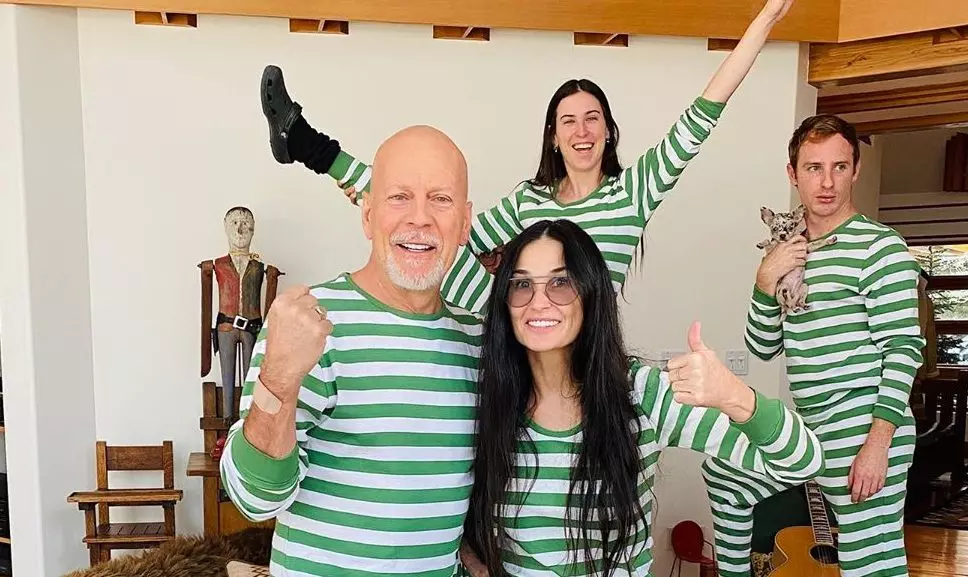 Selfolation približava: Bruce Willis i Demi Moore sjedi kod kuće zajedno, iako je dugo razveden