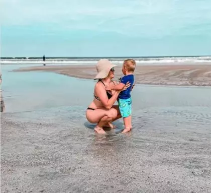 10 tipes vroue op die strand, waarop jy nie sonder 'n glimlag kan kyk nie 272_3