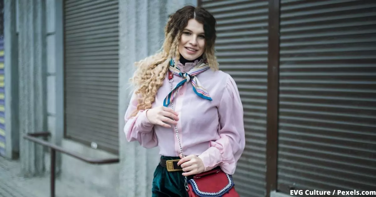 Nie je to módne: 6 vecí, ktoré nemajú miesto v šatníku Fashionista v roku 2021