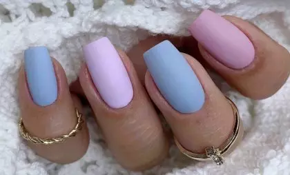 Ano ang hitsura ng kalsada manicure: 5 trend sa disenyo ng kuko 4716_1