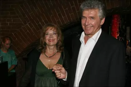 Sergey Martynov junto com Irina Alferova - 25 anos. Como vive o casal de estrelas 5816_7