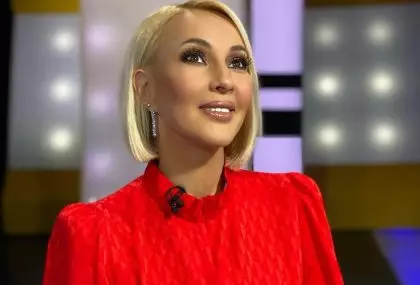 Kazakistan'dan basit bir kızdan laik diva. Lera Kudryavtseva gençlikteydi 637_1