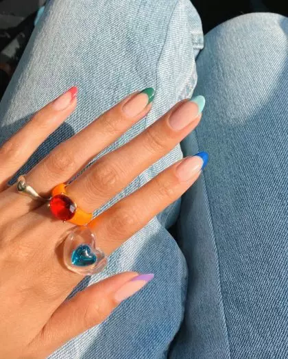 Manicure elegante para o verão 2021. Nós mostramos o que parece e como fazer mais 873_14